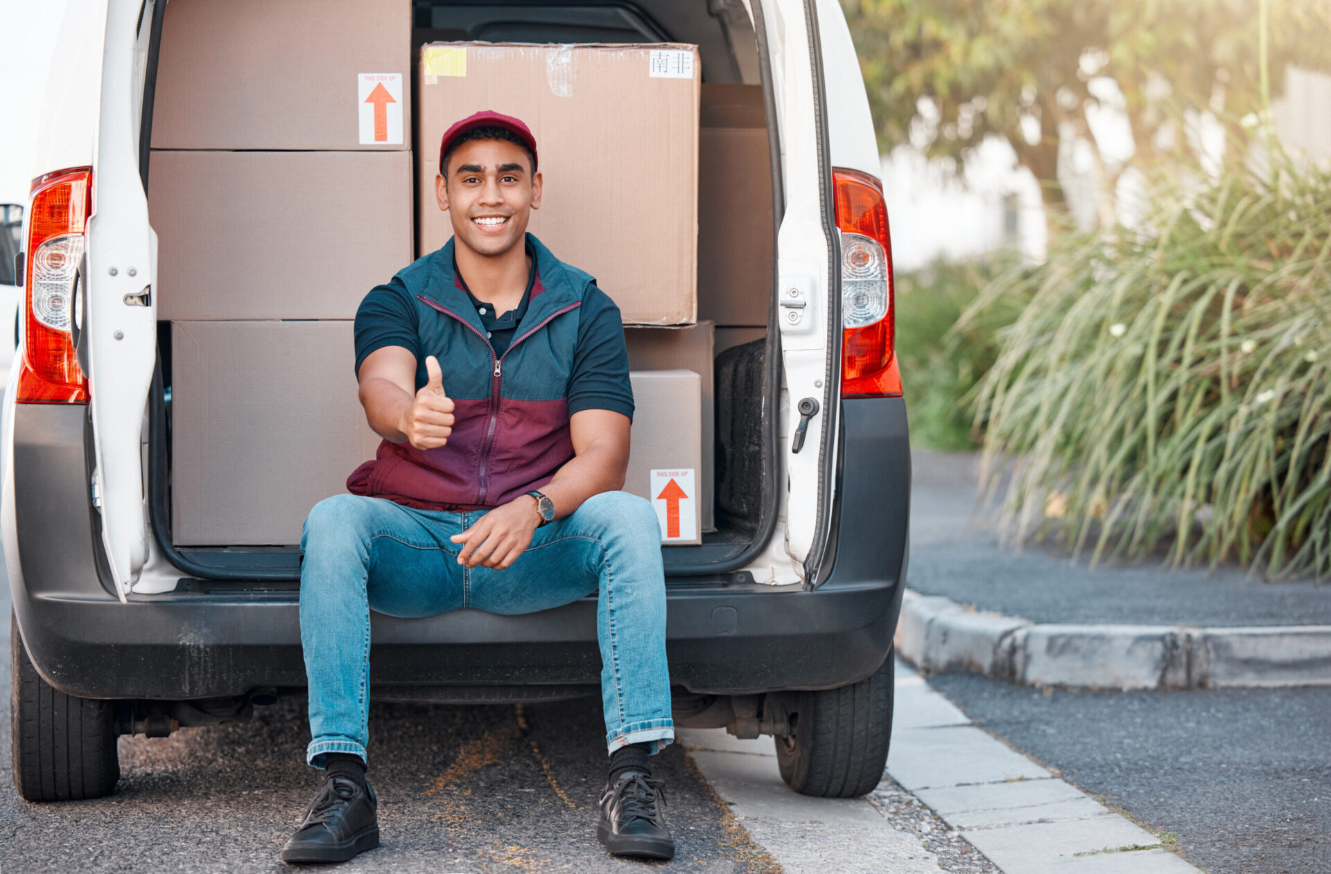 Bestelwagen inrichting voor koeriers - Brusystems bedrijfswageninrichting